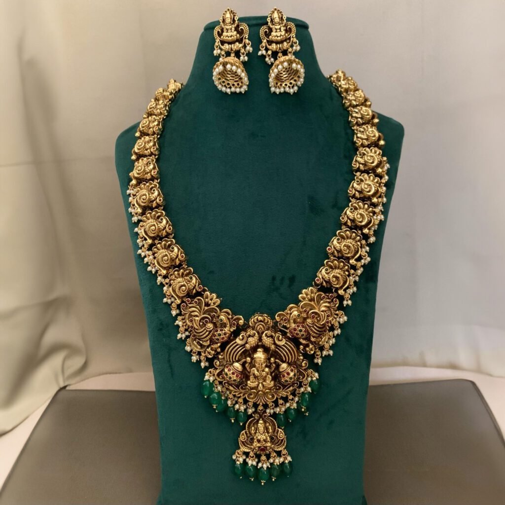 Elegant Grand Temple Jewelry Set - Perfect Gift For Any Occasion