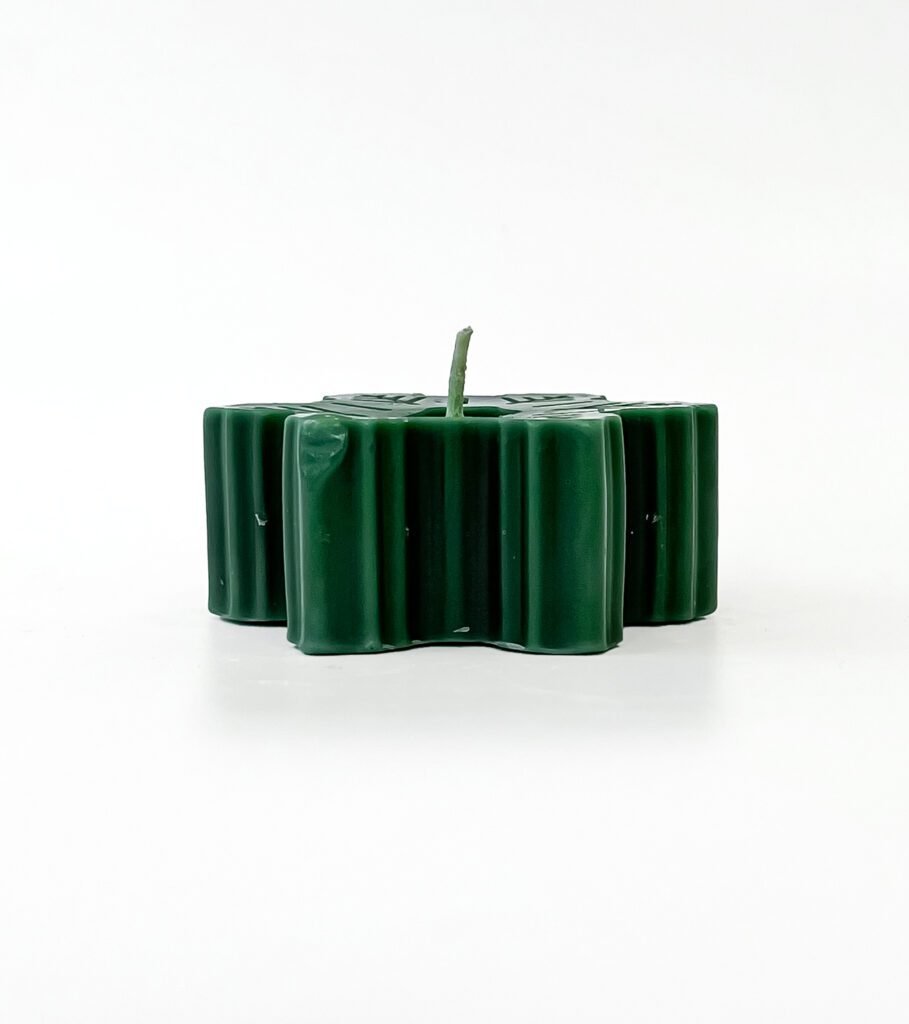 Unique Candle Design – Green Clover Shaped Candle For Décor