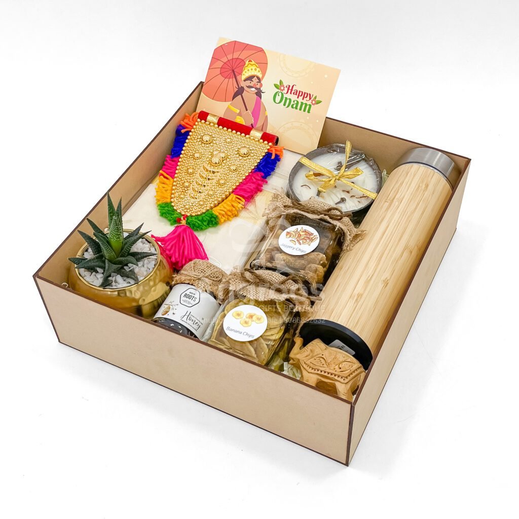 Buy Onam Nettipattam Gift Box With Bamboo Flask
